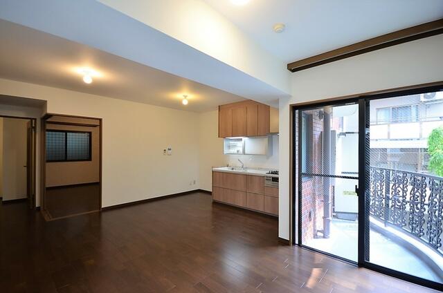 【ハトマークサイト山形】東京都港区白金6丁目の マーヴェラスガーデンコート 202 1LDK マンション