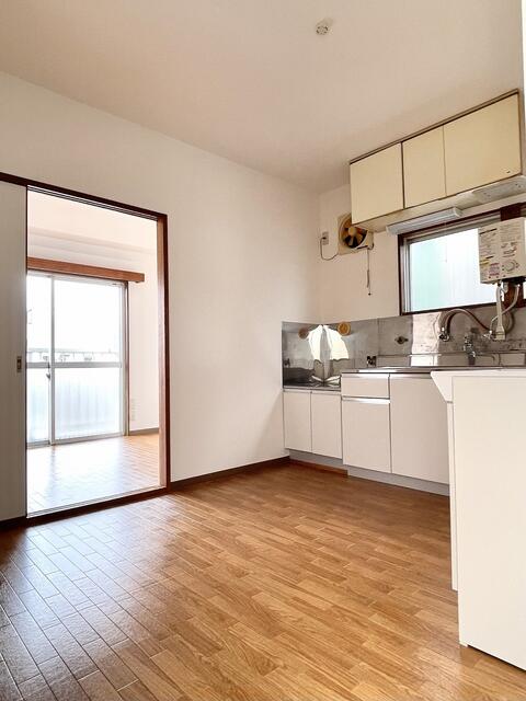 【ハトさん（ハトマーク東京不動産）】東京都江戸川区松島4丁目の キュリバー301 2DK 事務所