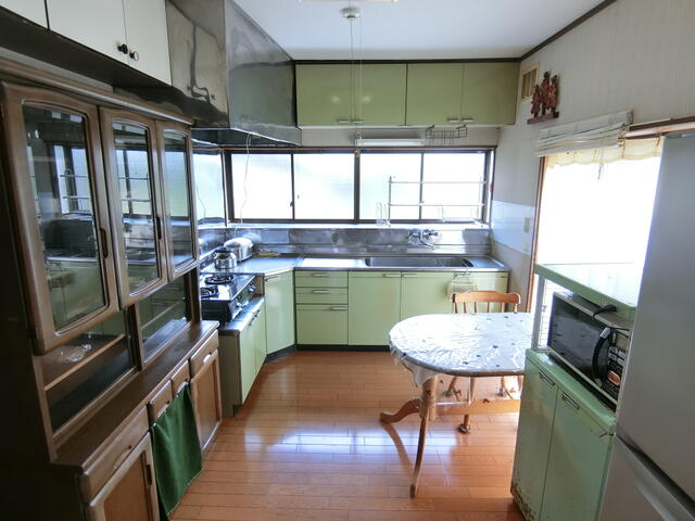 【ハトマークサイト】新潟県妙高市美守3丁目の 妙高市美守3丁目中古戸建 5SLDK 中古一戸建