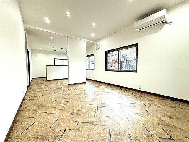 【8100.jp(ハトマル.ジェイピー)】石川県小松市育成町の 6LDK 中古一戸建