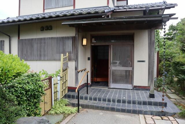 【8100.jp(ハトマル.ジェイピー)】石川県かほく市二ツ屋の 4LDK 中古一戸建