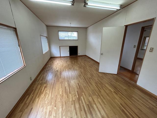 【8100.jp(ハトマル.ジェイピー)】石川県金沢市横川5丁目の 5K 中古一戸建