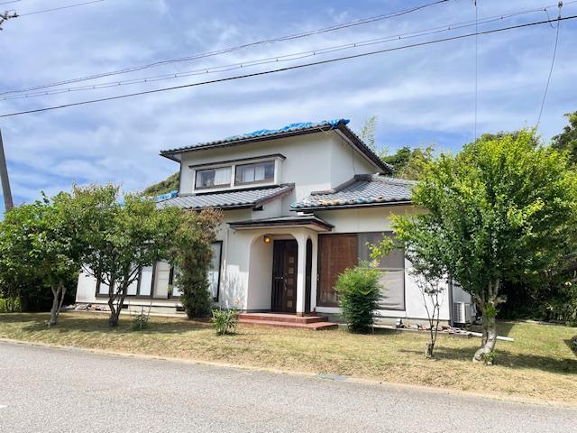 【8100.jp(ハトマル.ジェイピー)】石川県羽咋郡志賀町甘田の 5LDK 中古一戸建
