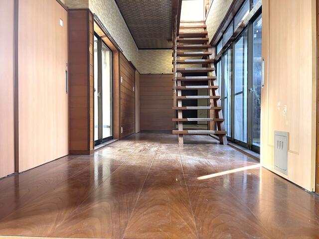 【8100.jp(ハトマル.ジェイピー)】石川県金沢市矢木1丁目の 金沢市矢木中古戸建て 5LDK 中古一戸建