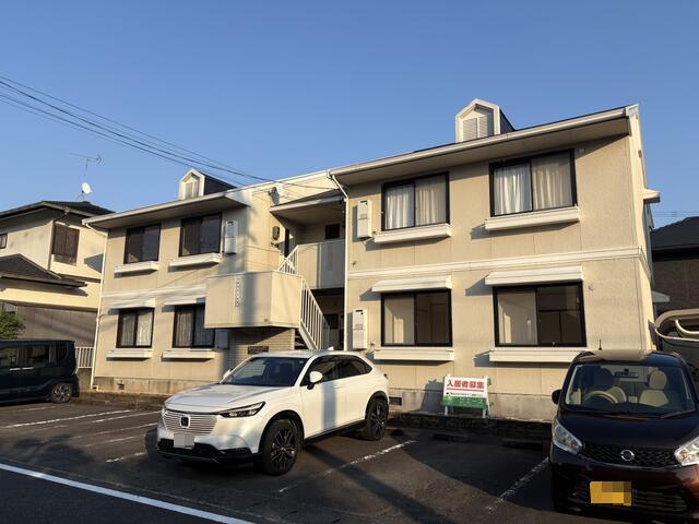 【ハトマークサイト】静岡県藤枝市南駿河台4丁目の レインボーホーム102 3LDK アパート