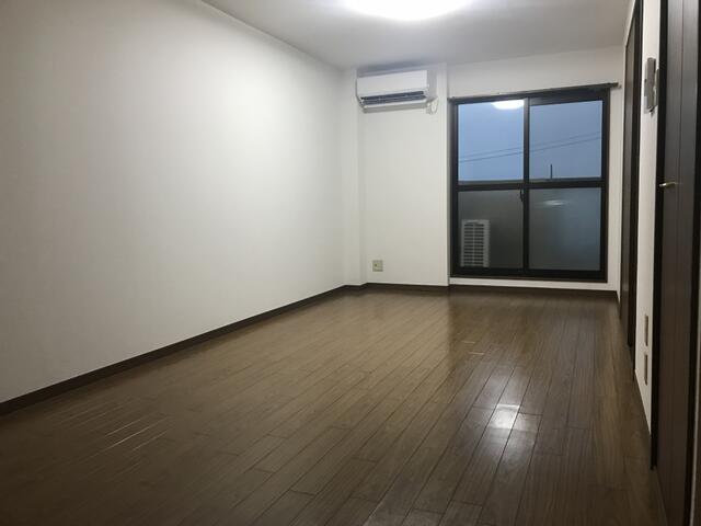 【ハトマークサイト】静岡県焼津市下小田の エスクレール305 2LDK アパート