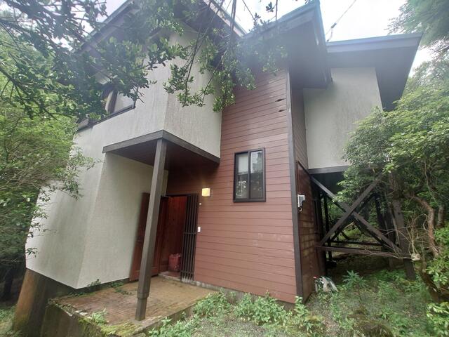 【ハトマークサイト】静岡県伊東市赤沢の 東急天城山荘風温泉可森林浴対島台J－29 2LDK 中古一戸建