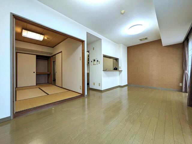 【ハトマークサイト】愛媛県松山市築山町の シビルタワーエンブレム906 3LDK 中古マンション