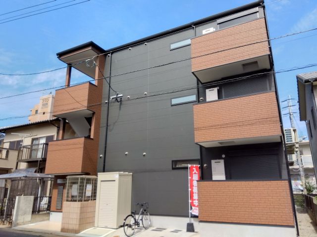 【ハトマークサイト】福岡県福岡市東区和白東1丁目の J・プレミアムスイート303 1LDK アパート