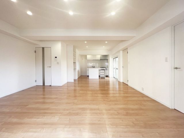 【ハトマークサイト】福岡県福岡市博多区春町2丁目の セブンマンション雑餉401 2LDK 中古マンション