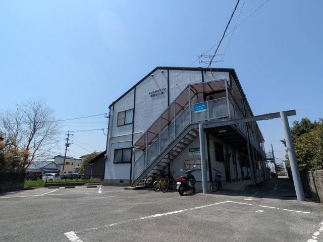 【ハトマークサイト】福岡県大牟田市中白川町3丁目の クリスタルメゾン中白川102 2LDK アパート