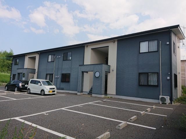 【ハトマークサイト】福岡県嘉麻市鴨生の ティーハウス203 2LDK アパート