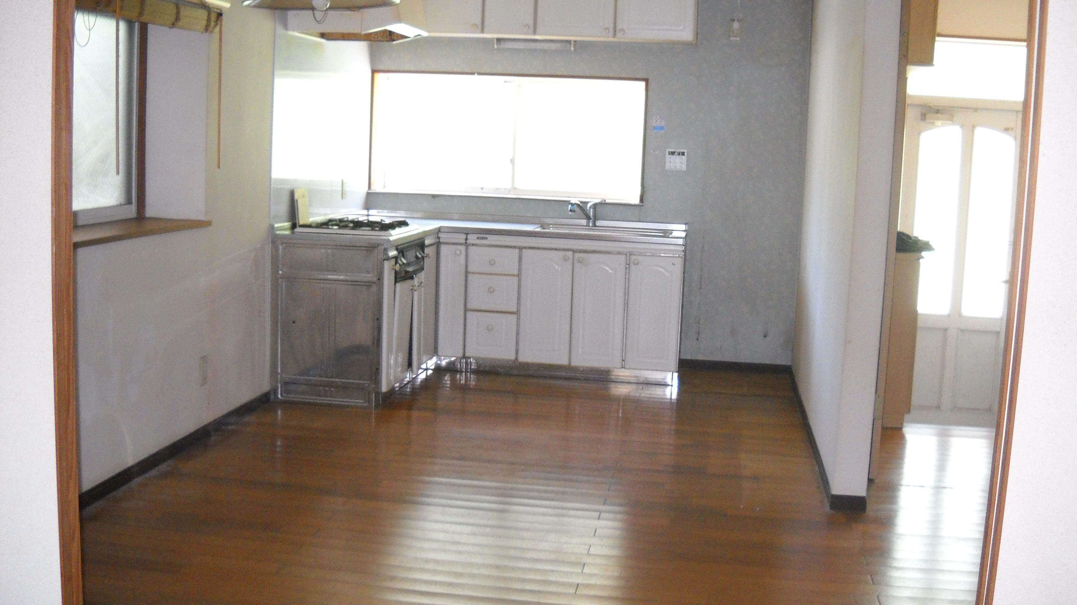 【ハトマークサイト】長崎県長崎市飽の浦町の 2LDK 中古一戸建