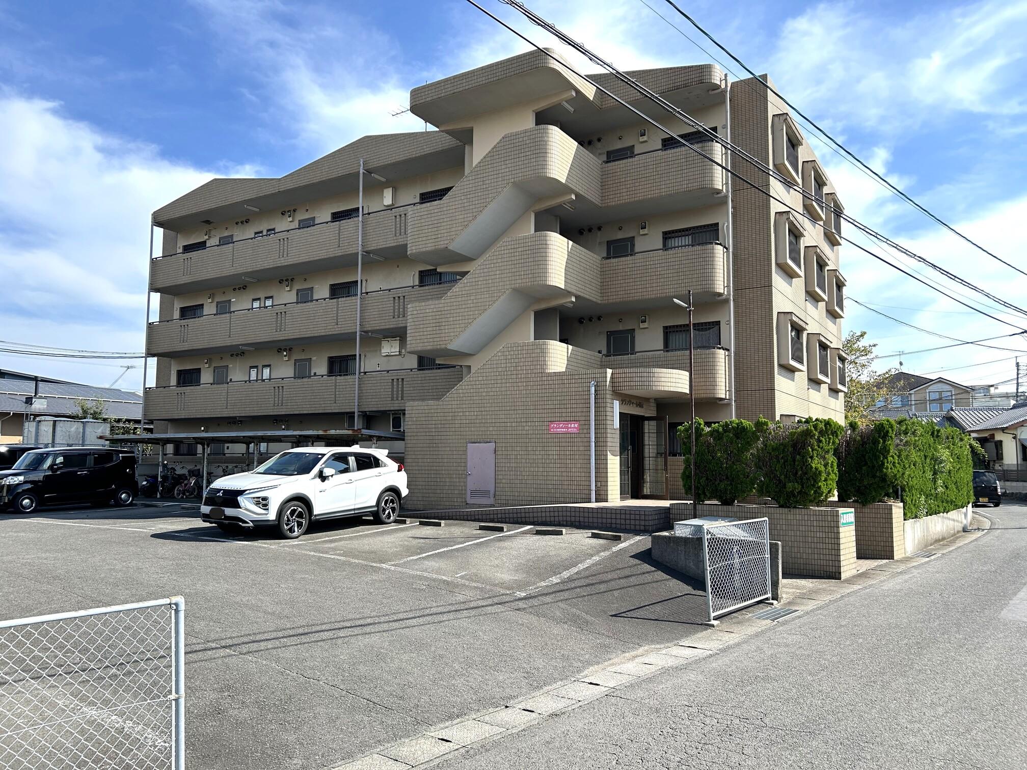 【ハトマークサイト】長崎県諫早市小船越町の グランディール松尾202 3LDK マンション