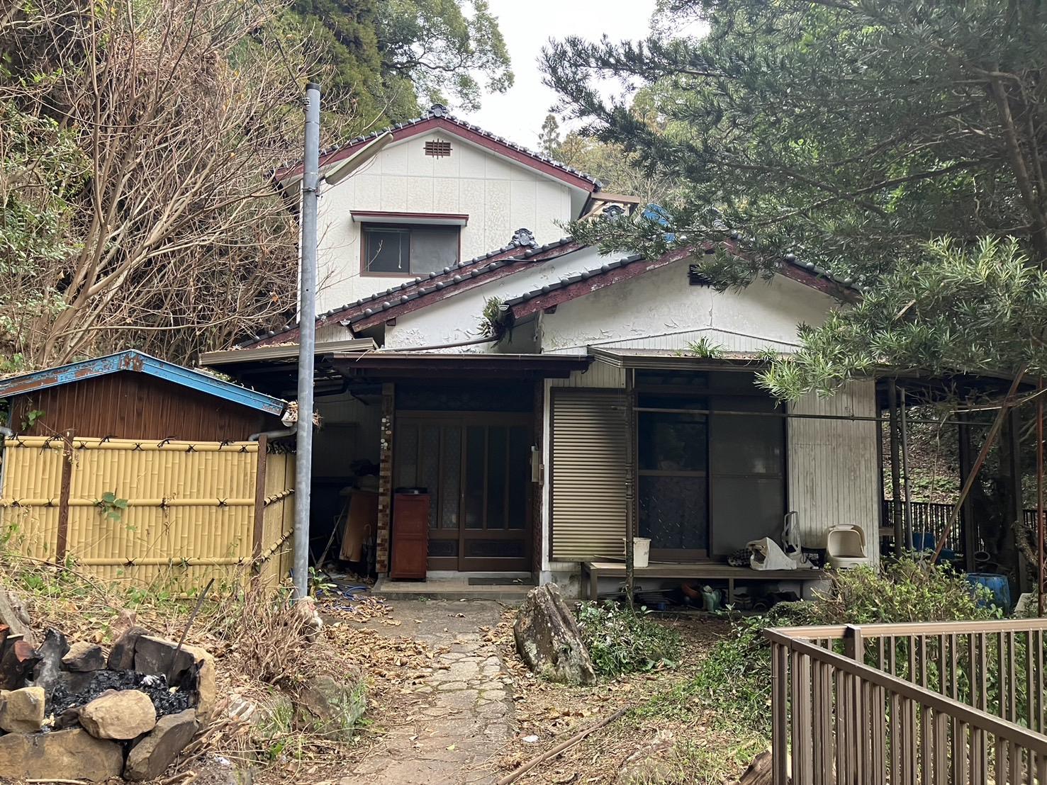 【ハトマークサイト】長崎県佐世保市長坂町の 長坂町中古売物件 6LDK 中古一戸建