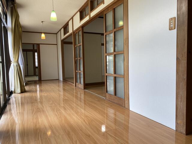 【ハトマークサイト】宮崎県延岡市旭ケ丘2丁目の 旭ヶ丘2丁目中古住宅1 5SLDK 中古一戸建